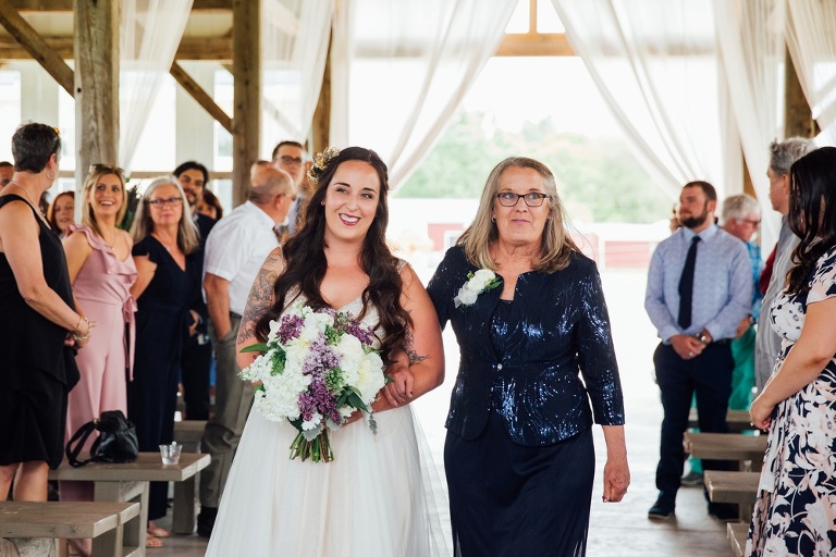 Angela + Ryan - Valley View Farm Wedding » Addie Roberge Photography